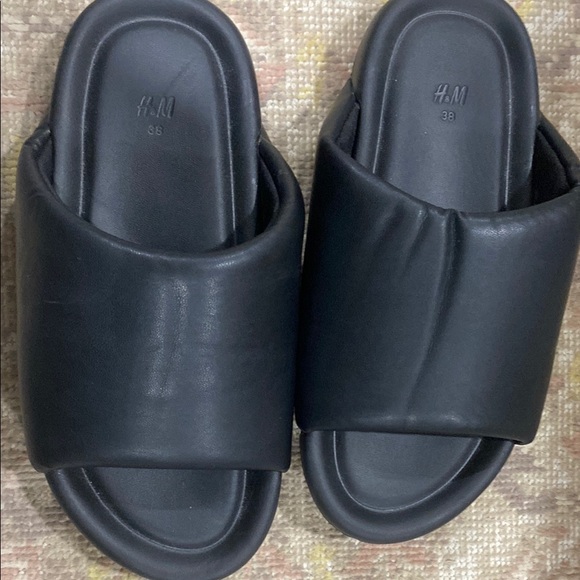 H&M | Shoes | Hm Classic Black Slides 7 | Poshmark